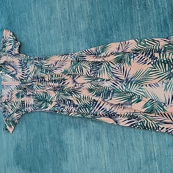 Gianni Bini | Dresses | Gianni Bini Palm Print Dress | Poshmark